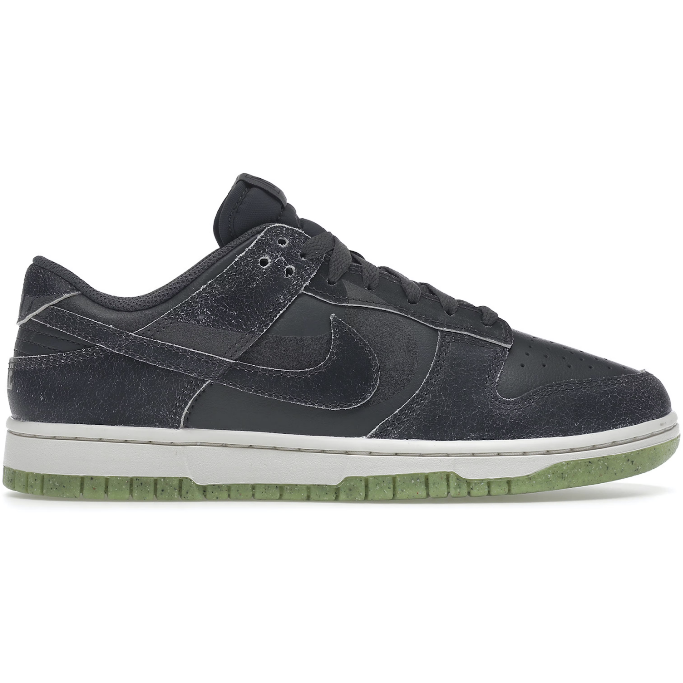 Nike Dunk Low Retro PRM (Halloween 2022) | Dapper Beast